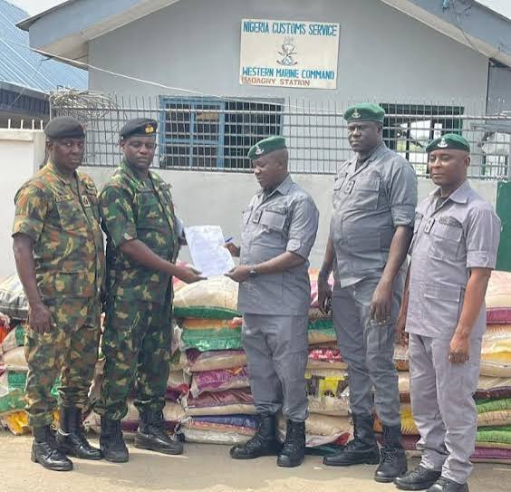 Navy Hands Over 372 Bags Of Smuggled Rice In Badagry